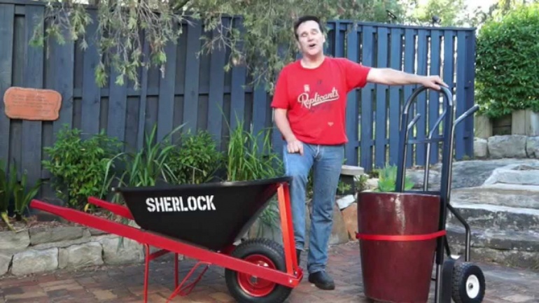 Choose wheelbarrows and trolleys – Australian Handyman Magazine