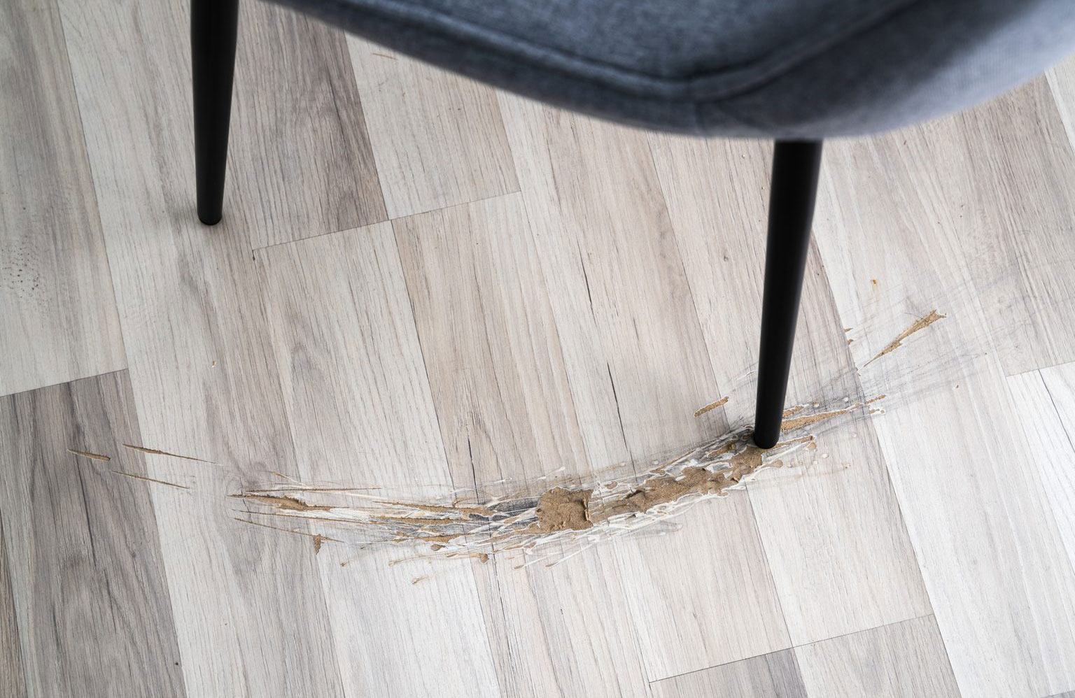 How to fix vinyl plank flooring - Australian Handyman Magazine